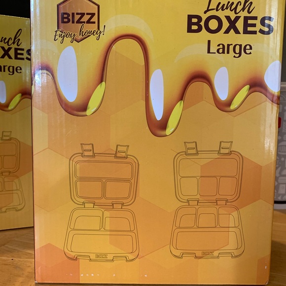 Bizz | Kitchen | Buzz 2 Pack Large Travel Lunch Boxes | Poshmark